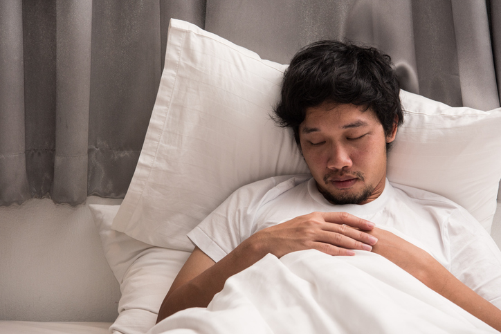 How to Use Pillows for Sleeping Upright in Bed | Ecosa Blog