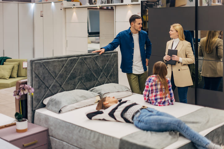 12 Questions to Ask When Buying a Mattress | Ecosa Blog