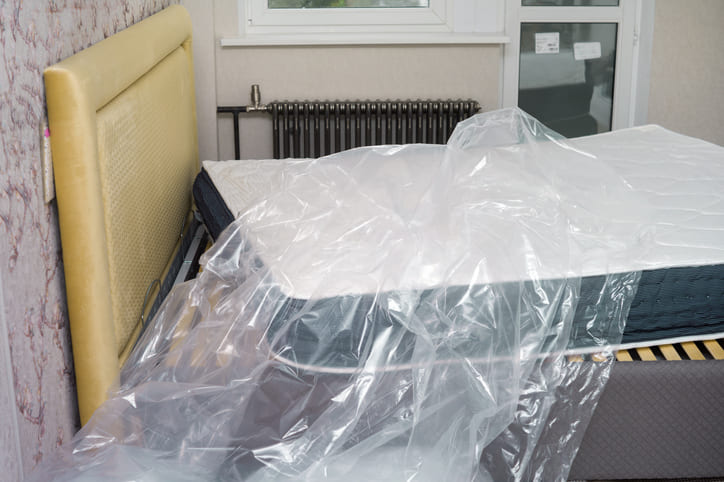 What Is Mattress Off-Gassing? (And How To Avoid It) | Ecosa Blog